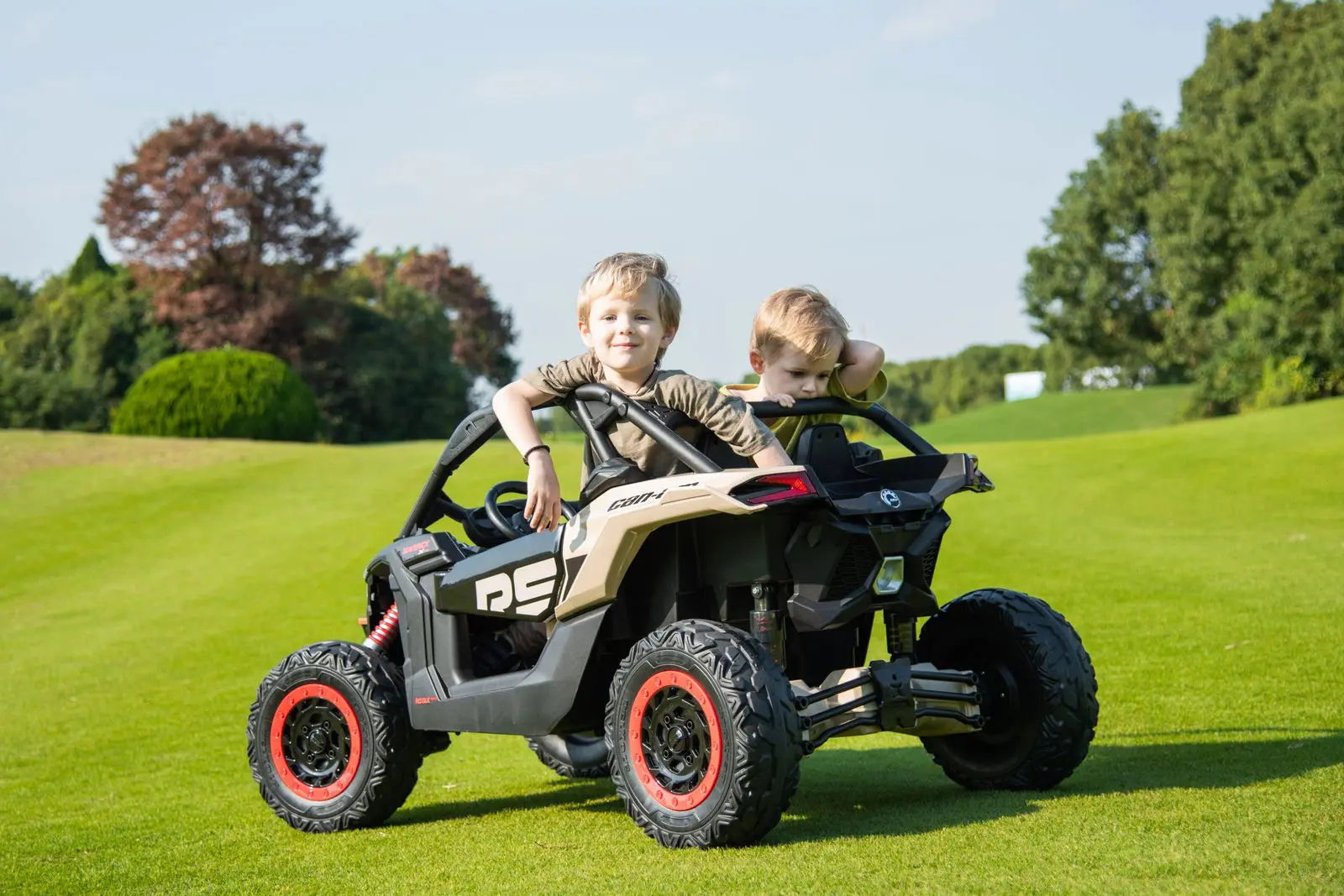 2x24V 4x4 Can-Am Maverick 2 Seater Ride on UTV for Kids | Leapfrog Outdoor